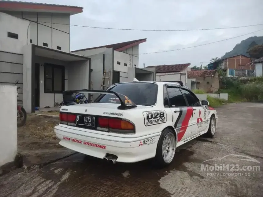 Jual Mobil Mitsubishi Eterna 1990 2.0 di Jawa Barat Manual Sedan Putih ...