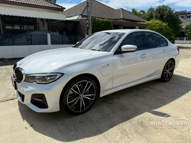 ซื้อรถ BMW มือสอง ภาคกลาง ไฮบริด ราคาถูกที่สุดในตลาดรถมือสองทั่วประเทศ ...