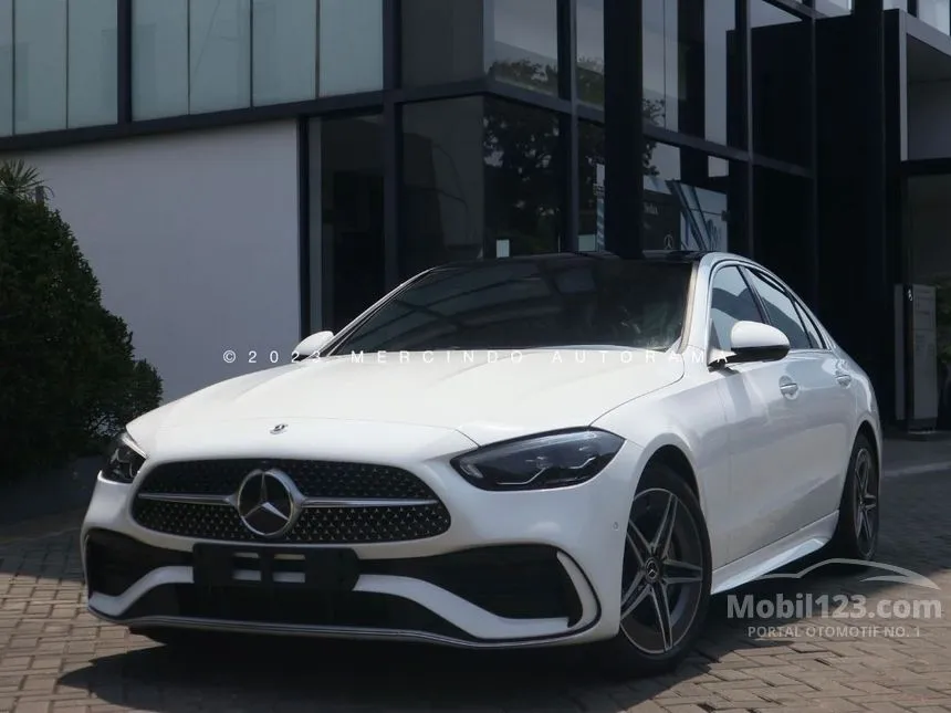 Jual Mobil Mercedes-Benz C300 2023 AMG Line 2.0 di DKI Jakarta ...