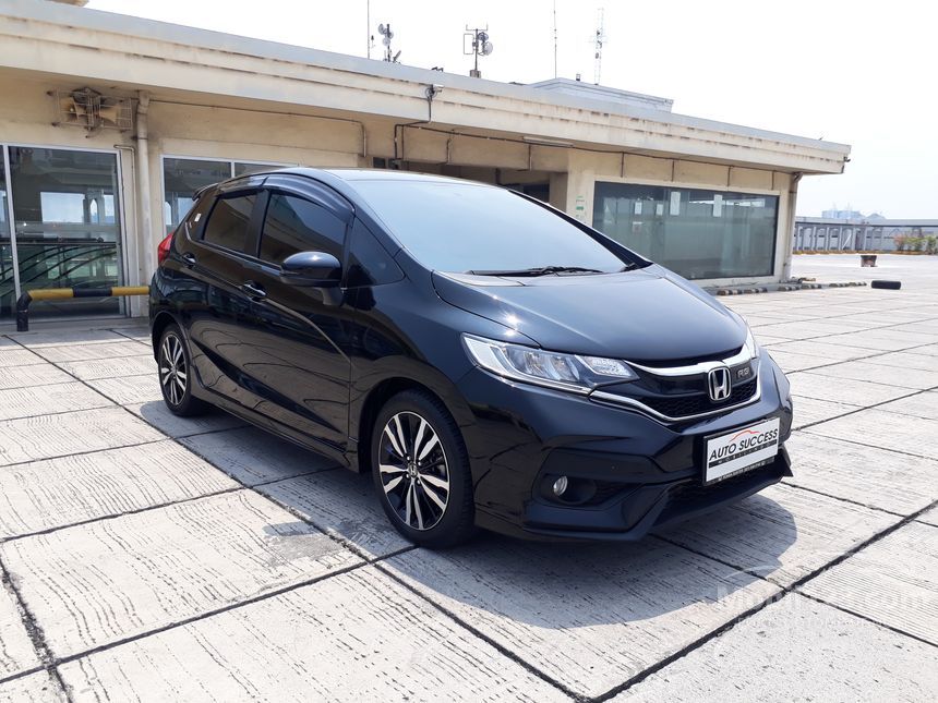 Jual Mobil Honda Jazz 2017 RS 1.5 di DKI Jakarta Automatic Hatchback ...