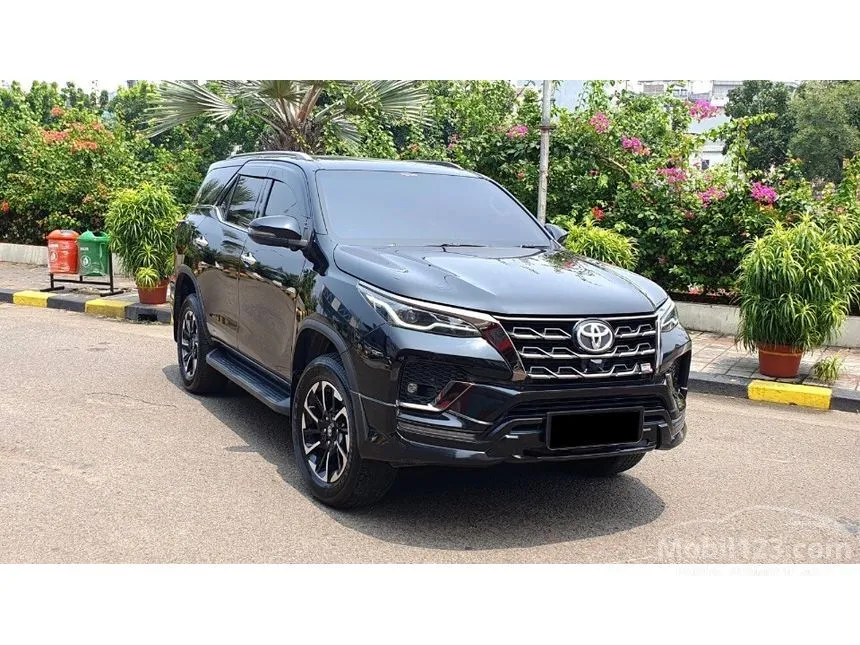 Jual Mobil Toyota Fortuner 2022 GR Sport 2.4 di DKI Jakarta Automatic SUV Hitam Rp 490.000.000 ...