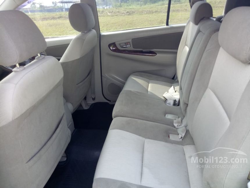 Jual Mobil Toyota Kijang Innova 2012 V 2.0 di Banten Automatic MPV ...