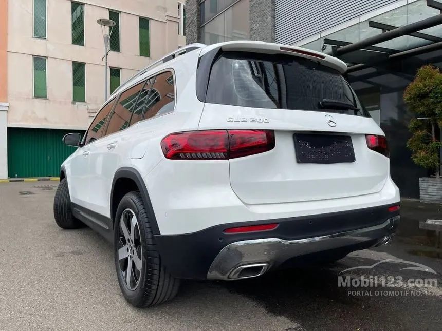 Jual Mobil Mercedes-Benz GLB200 2022 Progressive Line 1.3 di DKI ...