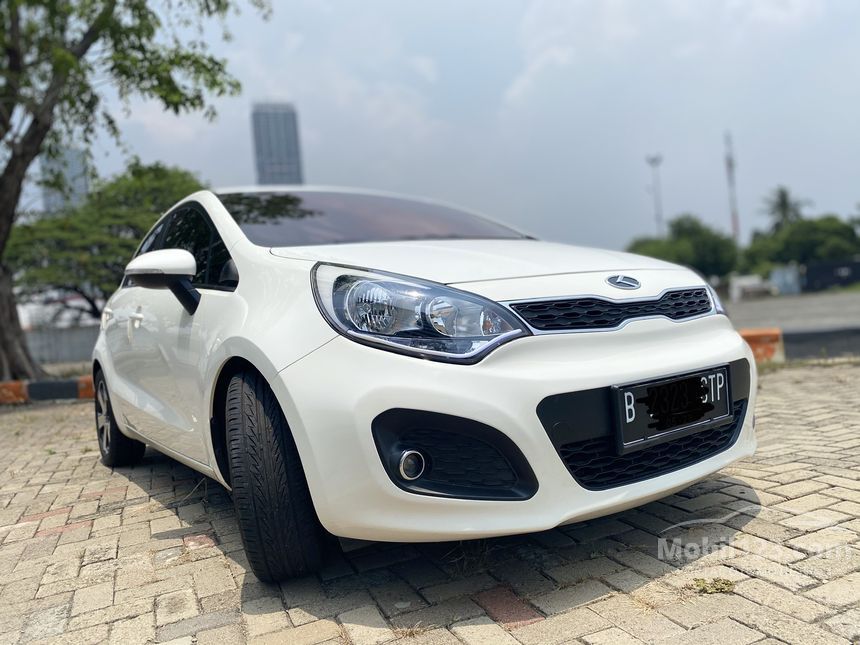 Jual Mobil KIA Rio 2013 UB 1.4 di DKI Jakarta Automatic Hatchback Putih ...