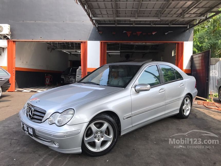 Jual Mobil Mercedes-Benz C200 2001 Classic 2.0 di DKI Jakarta Automatic ...
