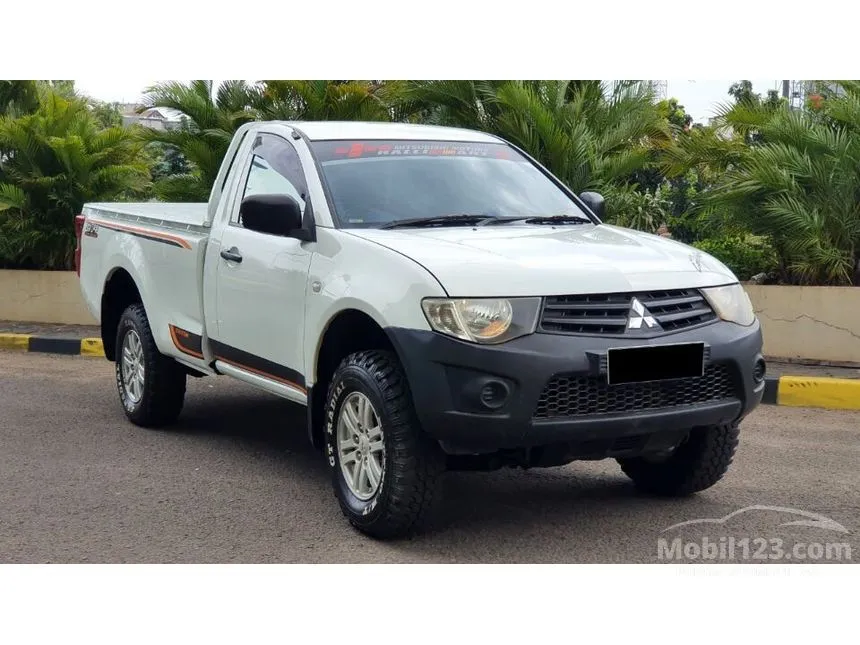 Jual Mobil Mitsubishi Strada Triton 2015 HD-X 2.8 di DKI Jakarta Manual ...
