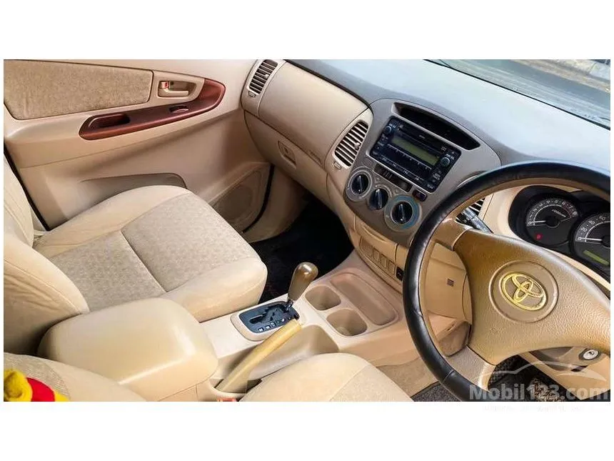 Jual Mobil Toyota Kijang Innova 2005 G 2.0 di Nangroe Aceh Darussalam ...