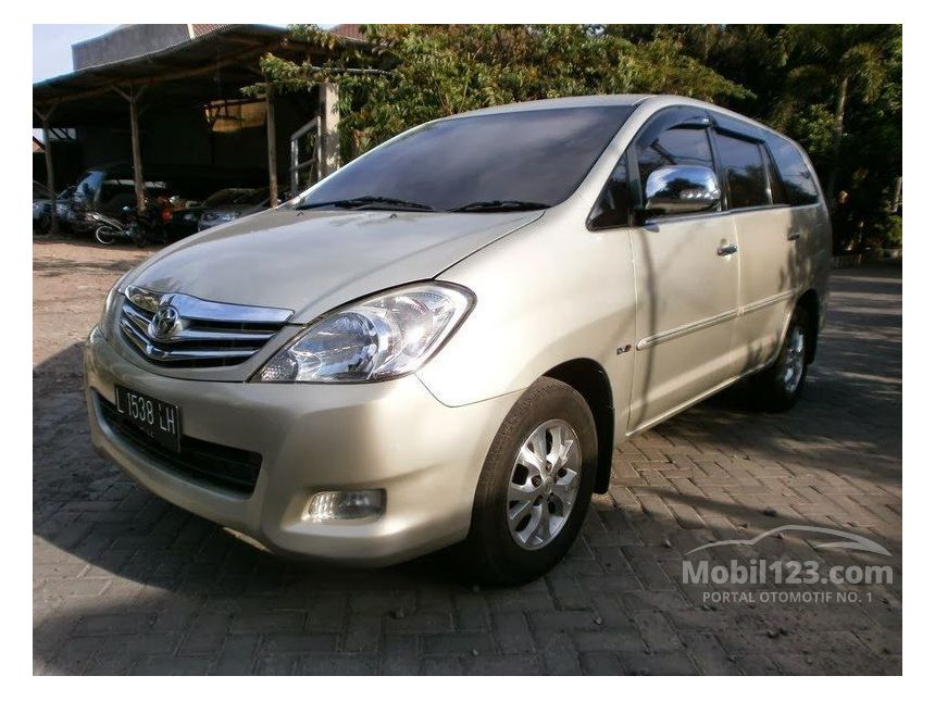 Jual Mobil Toyota Kijang Innova 2004 G 2.5 di Jawa Timur Automatic MPV ...