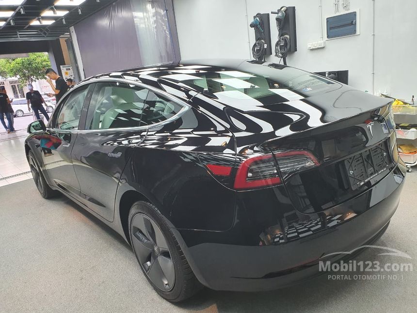 Jual Mobil Tesla Model 3 2020 Standard Range di DKI Jakarta Automatic ...