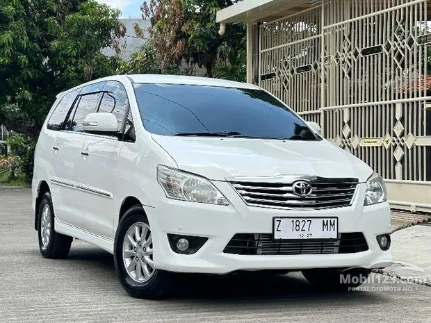 Jual Toyota Kijang Innova Diesel 2012 Bekas di Indonesia Harga Kredit ...