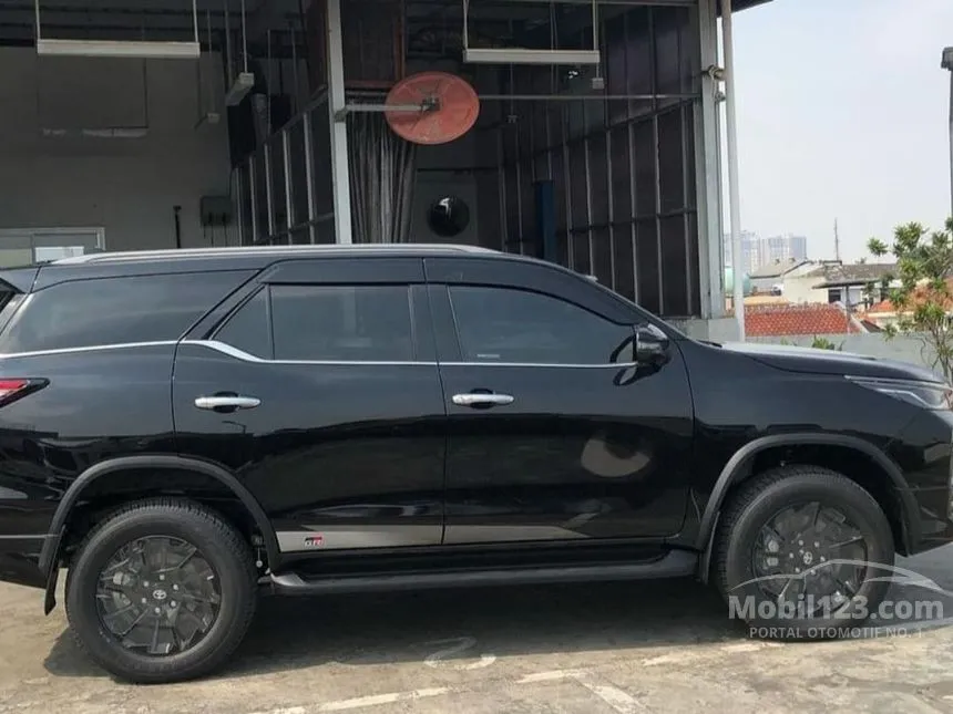 Jual Mobil Toyota Fortuner 2023 GR Sport 2.8 di DKI Jakarta Automatic SUV Hitam Rp 624.950.000 ...