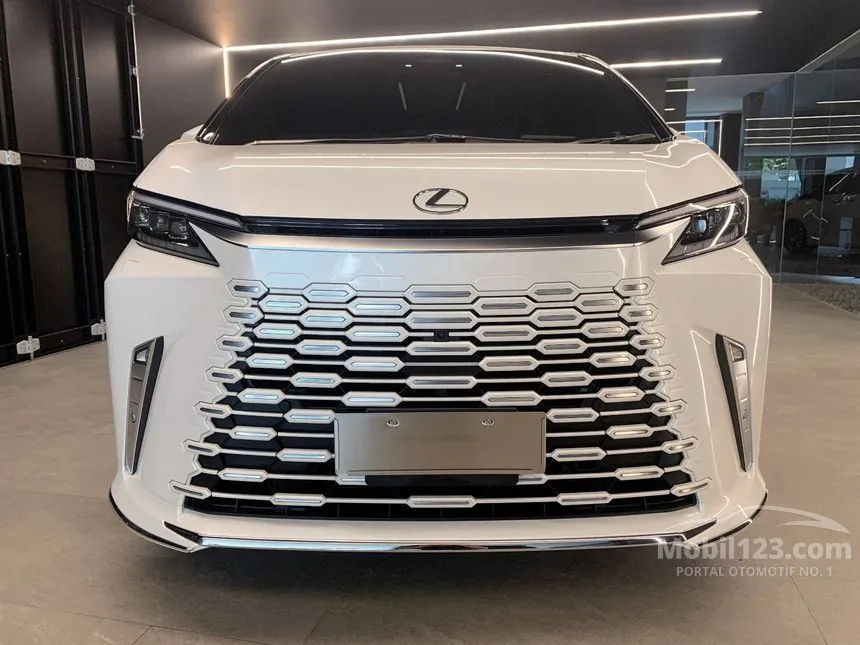 Jual Mobil Lexus LM350h 2023 2.5 di DKI Jakarta Automatic Van Wagon Putih Rp 2.475.000.000 ...