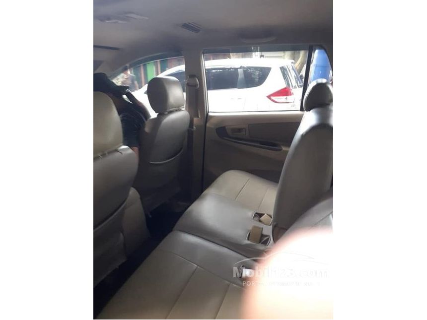 Jual Mobil Toyota Kijang Innova 2005 G 2.0 di Jawa Timur Manual MPV ...