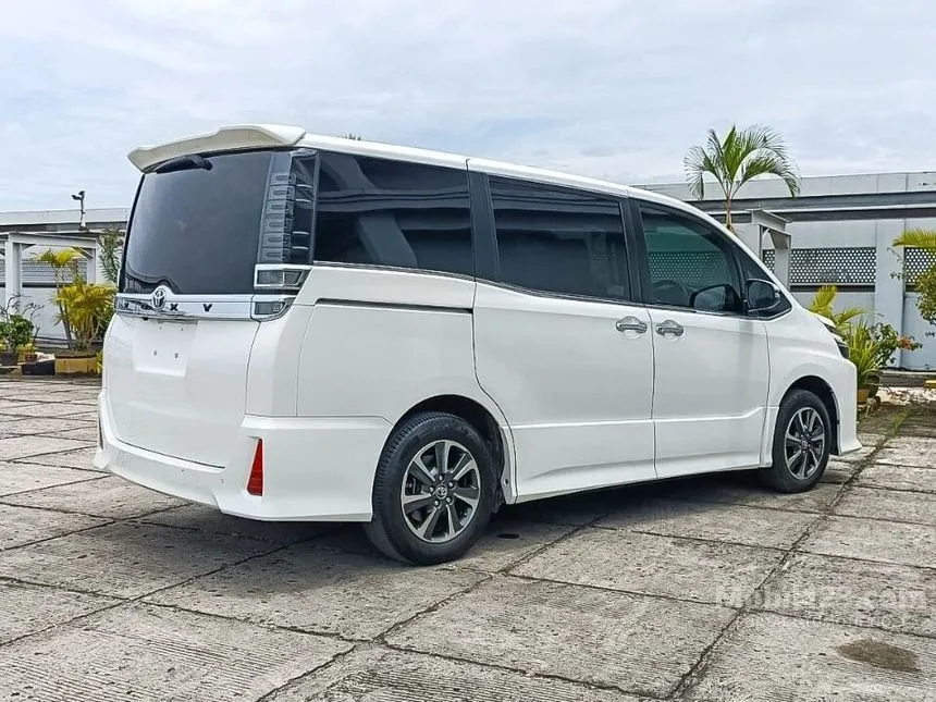 Jual Mobil Toyota Voxy 2018 2.0 di DKI Jakarta Automatic Wagon Putih Rp ...