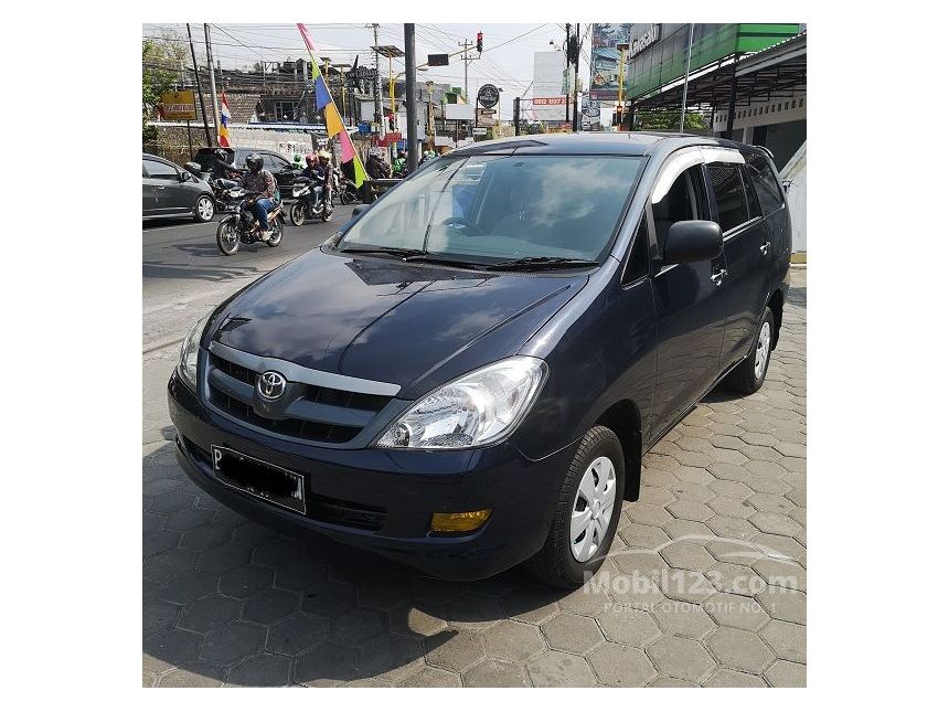 Jual Mobil Toyota Kijang Innova 2005 E 2.5 di Yogyakarta Manual MPV ...