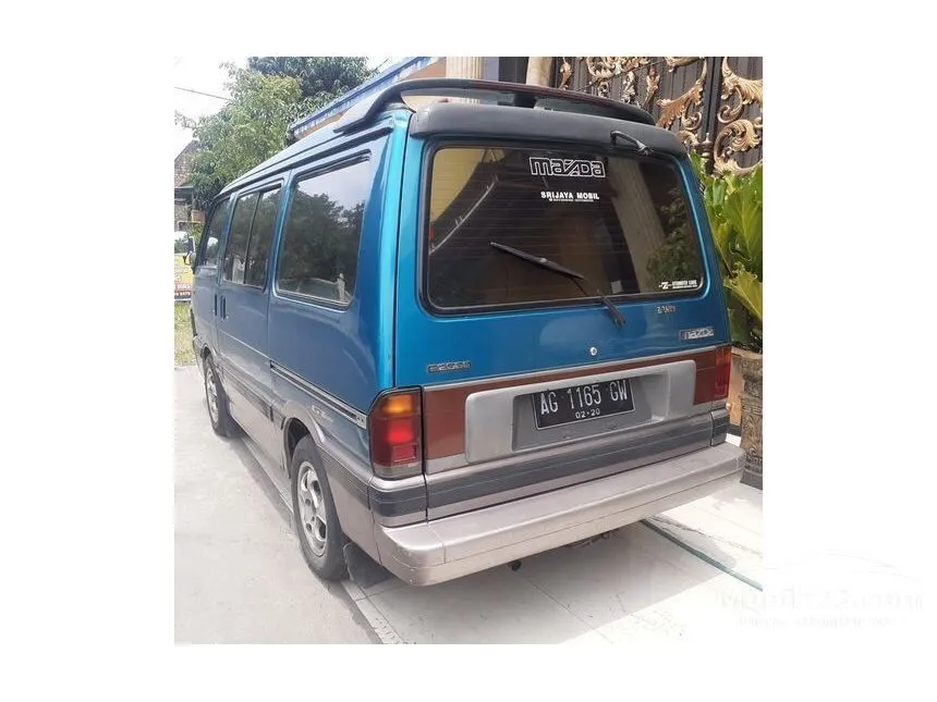 Jual Mobil Mazda E2000 1997 2.0 di Jawa Timur Manual MPV Minivans Putih ...