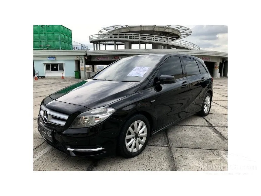Jual Mobil Mercedes-Benz B200 2012 Urban 1.6 di DKI Jakarta Automatic ...