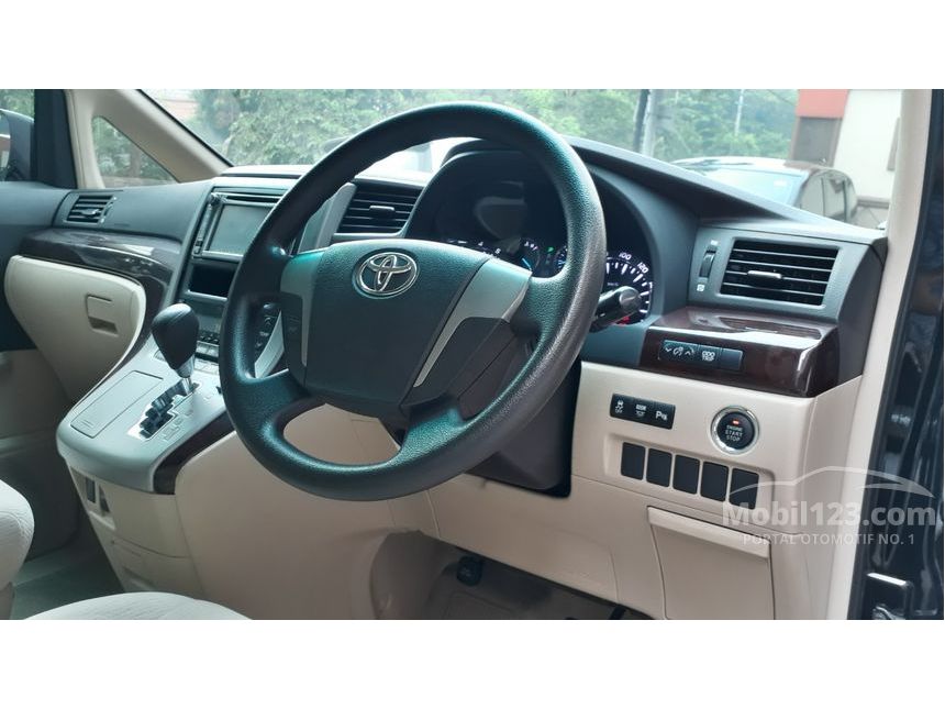 Jual Mobil Toyota Alphard 2013 G G 2.4 di Jawa Timur Automatic MPV ...