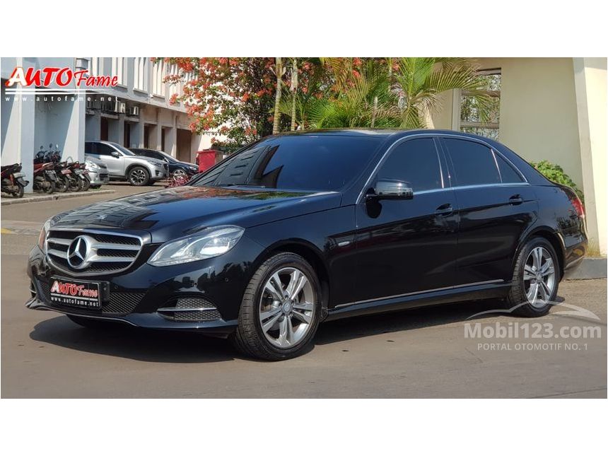 Jual Mobil Mercedes-Benz E200 2015 Classic 2.0 di DKI Jakarta Automatic ...