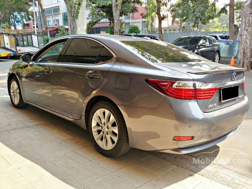 Jual Mobil Lexus ES300h 2014 ES300h 2.5 di DKI Jakarta Automatic Sedan Abu-abu Rp 575.000.000 ...