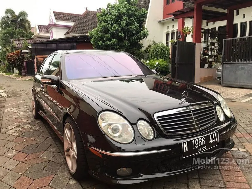 Jual Mobil Mercedes-Benz E500 2003 5.0 di Jawa Timur Automatic Sedan Hitam Rp 380.000.000 ...