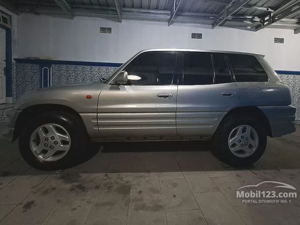 Jual Toyota Rav4 Bekas 2000 di Indonesia Harga Murah, Kondisi Terbaik ...