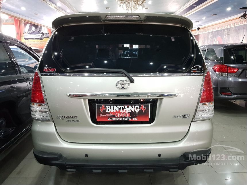 Jual Mobil Toyota Kijang Innova 2010 G 2.0 di Jawa Barat Automatic MPV ...
