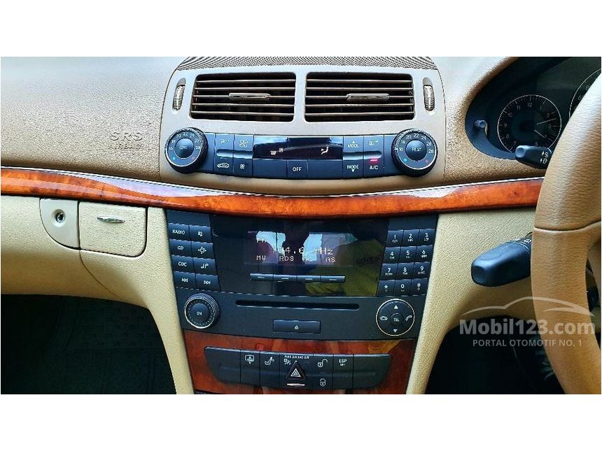 Jual Mobil Mercedes-Benz E230 2008 E230 2.5 di DKI Jakarta Automatic Sedan Hitam Rp 165.000.000 ...