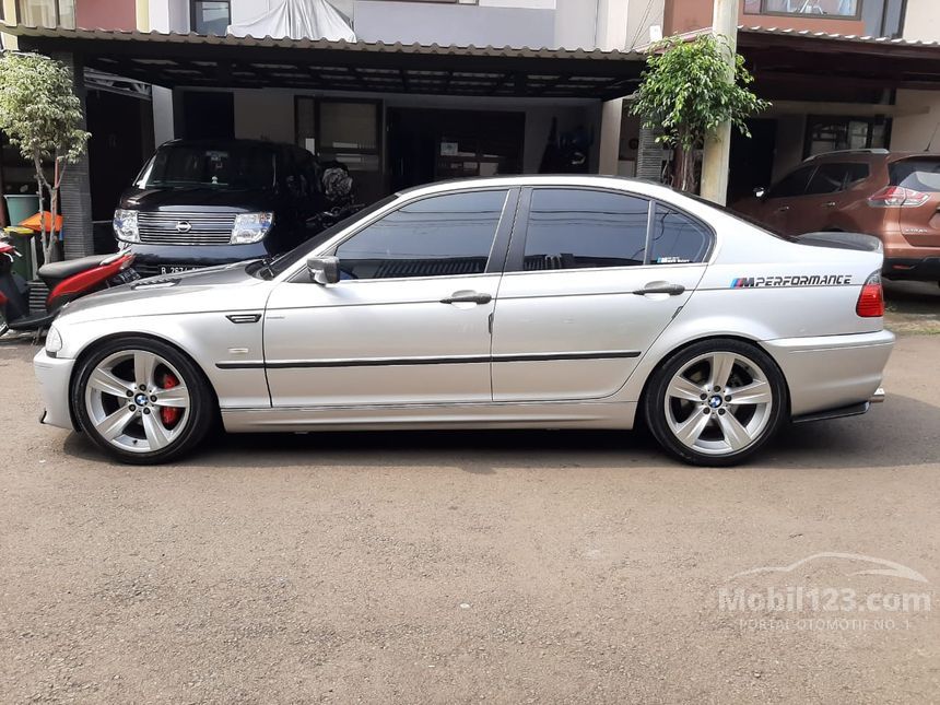 Jual Mobil BMW 325i 2001 E46 2.5 di DKI Jakarta Automatic Sedan Silver ...