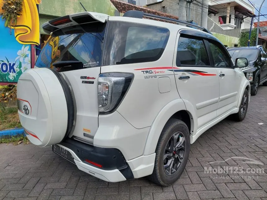 Jual Mobil Toyota Rush 2017 TRD Sportivo Ultimo 1.5 di Jawa Timur ...