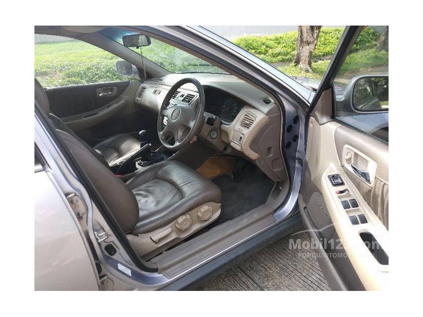 Jual Mobil Honda Accord 2003 VTi 2.3 di DKI Jakarta Manual Sedan Silver ...