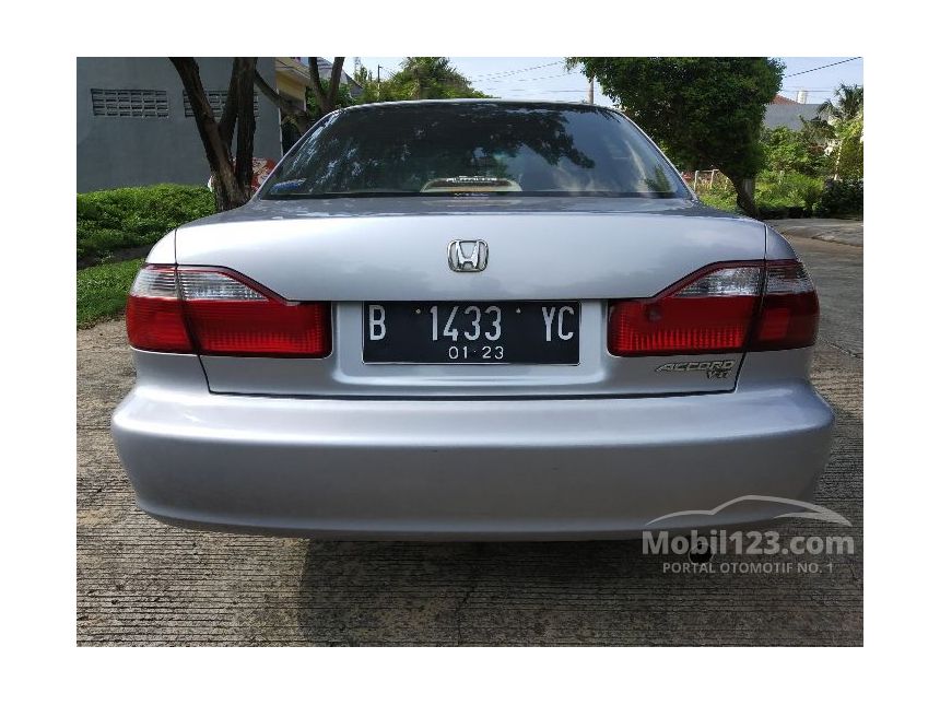 Jual Mobil Honda Accord 2003 VTi 2.3 di DKI Jakarta Manual Sedan Silver ...