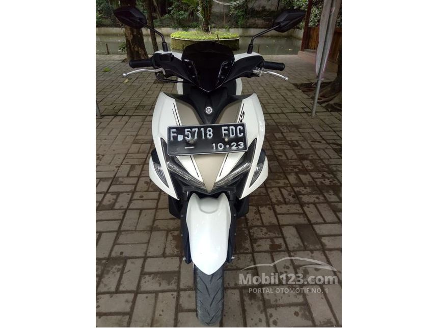 Jual Motor Yamaha Aerox 2018 0.2 di Jawa Barat Automatic Others Putih ...