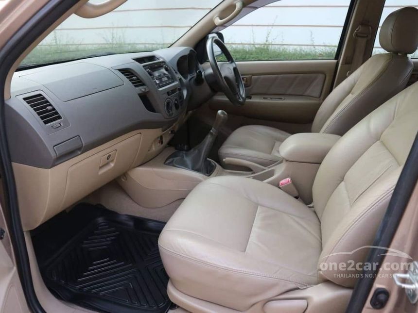 Toyota Hilux Vigo 2010 DOUBLE CAB (ปี 08-11) Prerunner E 2.5 เกียร์ ...