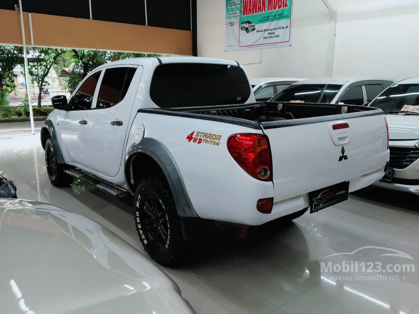 Jual Mobil Mitsubishi Strada Triton 2010 GLS 2.5 di Jawa Timur Manual ...