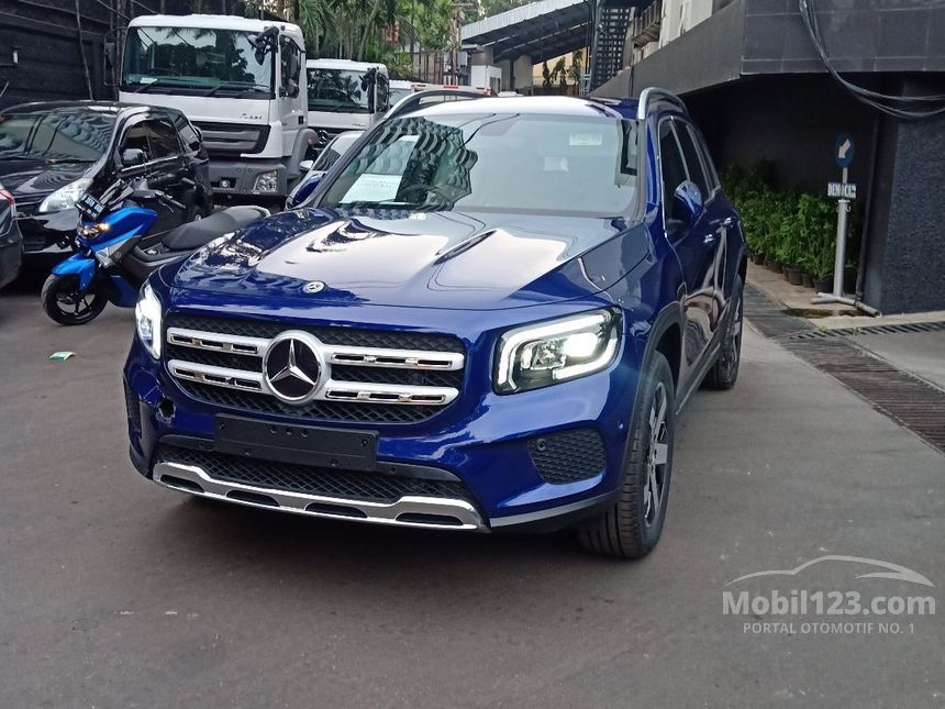 Jual Mobil Mercedes-Benz GLB200 2020 Progressive Line 1.3 di DKI ...