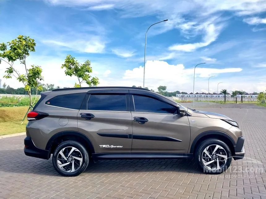 Jual Mobil Toyota Rush 2018 TRD Sportivo 1.5 di Banten Automatic SUV ...