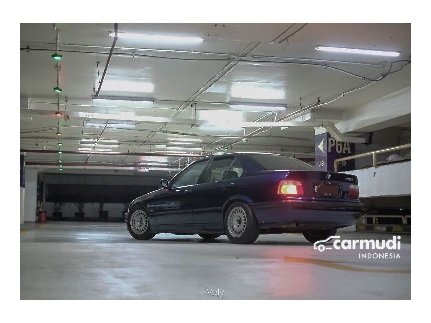 Jual Mobil BMW 318i 1996 E36 1.8 Sedan 1.8 di DKI Jakarta Manual Biru ...