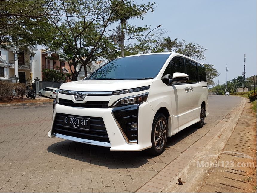 Jual Mobil Toyota Voxy 2018 R80 2.0 di DKI Jakarta Automatic Wagon ...