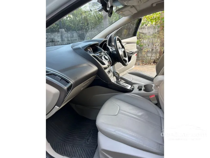 2012 Ford Focus 2.0 (ปี 12-16) 2.0 Titanium Sedan AT for sale on One2car