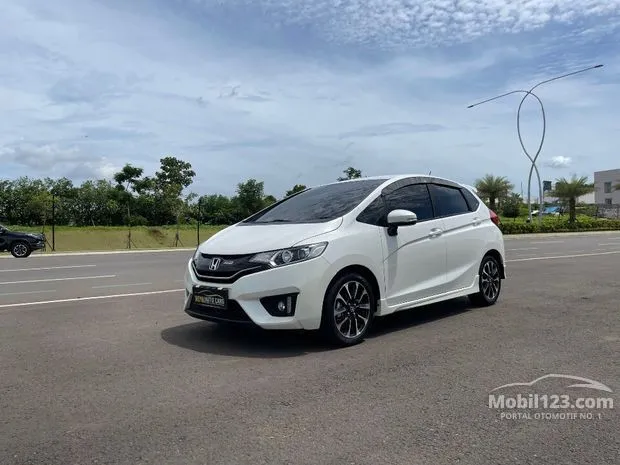 Jual Honda Jazz RS Special Edition Bekas di Indonesia Harga Murah, Kondisi Terbaik | Mobil123