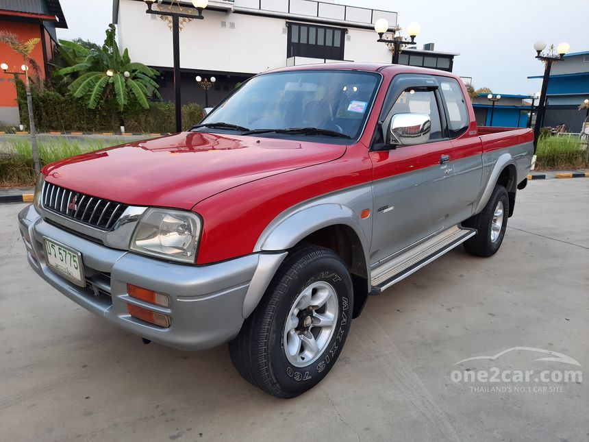 2000 Mitsubishi Strada 2.8 MEGA CAB GLX Pickup MT 4WD มือสอง One2car