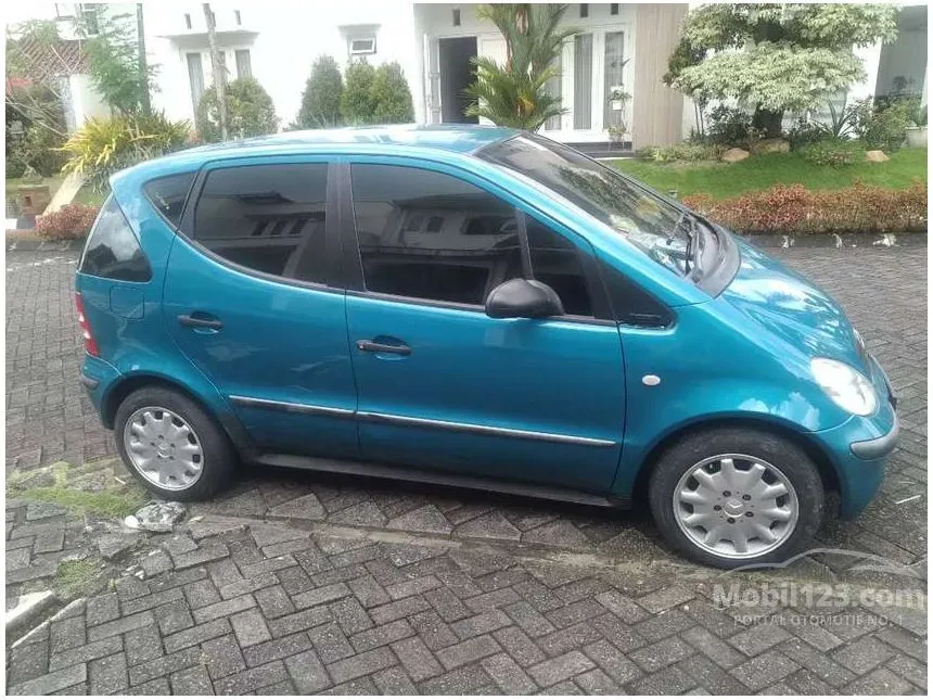 Jual Mobil Mercedes-Benz A140 2002 Classic 1.4 di Yogyakarta Manual ...