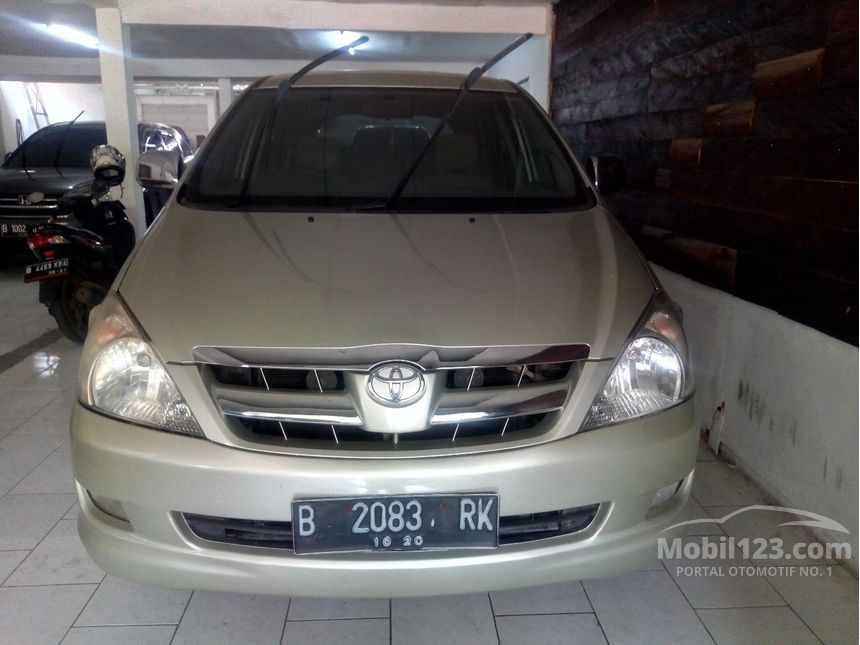 Jual Mobil Toyota Kijang Innova 2005 V 2.0 di DKI Jakarta Automatic MPV ...