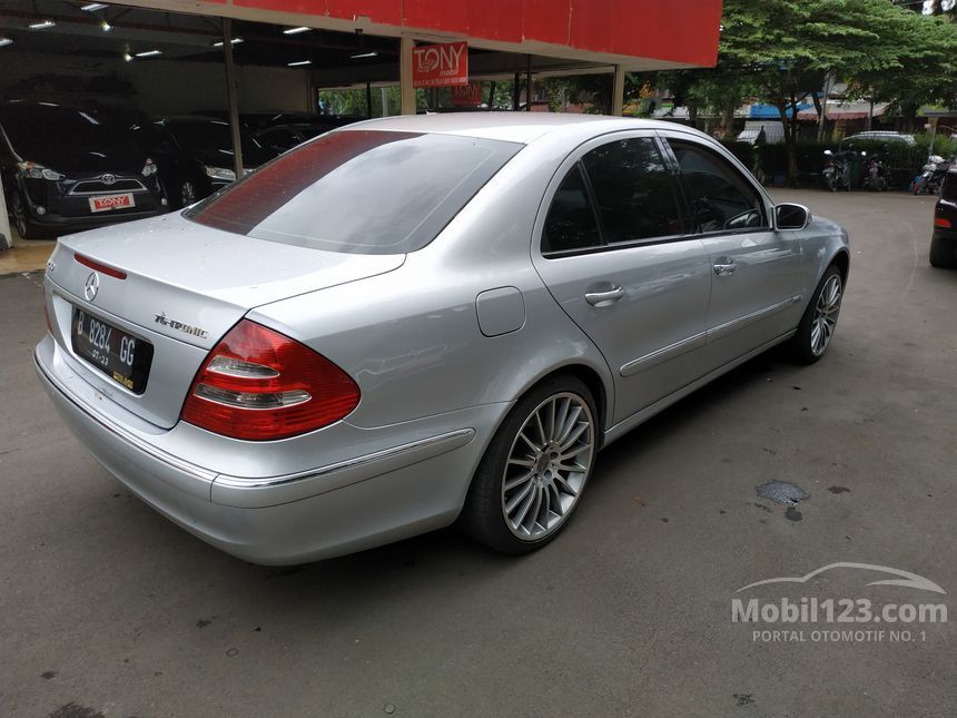 Jual Mobil Mercedes-Benz E260 2003 E260 2.6 di DKI Jakarta Automatic Sedan Silver Rp 112.000.000 ...