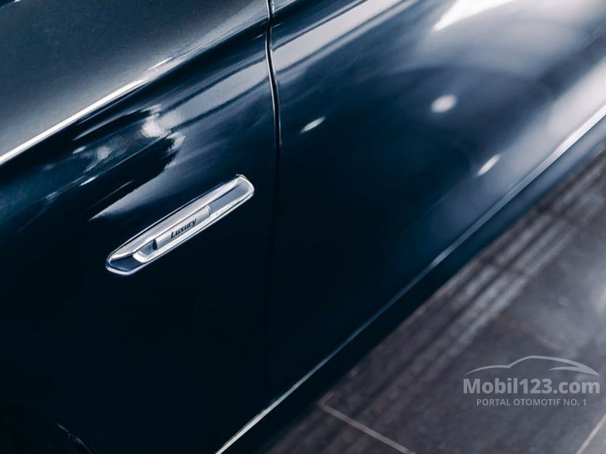 Jual Mobil BMW 520i 2015 Luxury 2.0 di DKI Jakarta Automatic Sedan ...