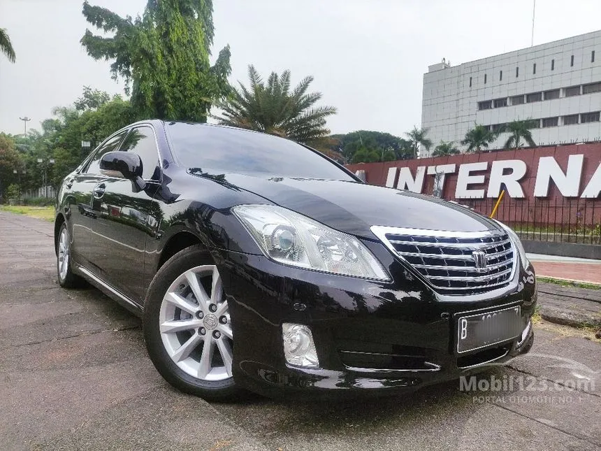 Jual Mobil Toyota Crown 2008 Royal Saloon Full 3.0 di DKI Jakarta ...