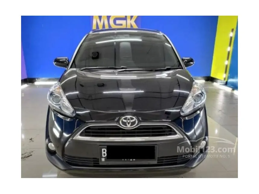 Jual Mobil Toyota Sienta 2016 V 1.5 di DKI Jakarta Automatic MPV Hitam ...