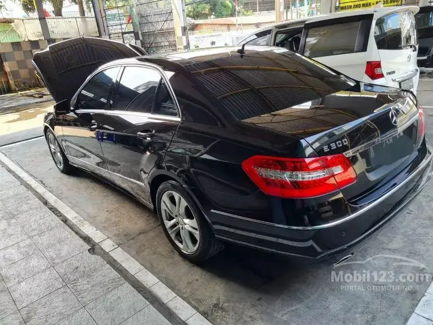 Jual Mobil Mercedes-Benz E300 2010 Avantgarde AMG 3.0 di DKI Jakarta ...