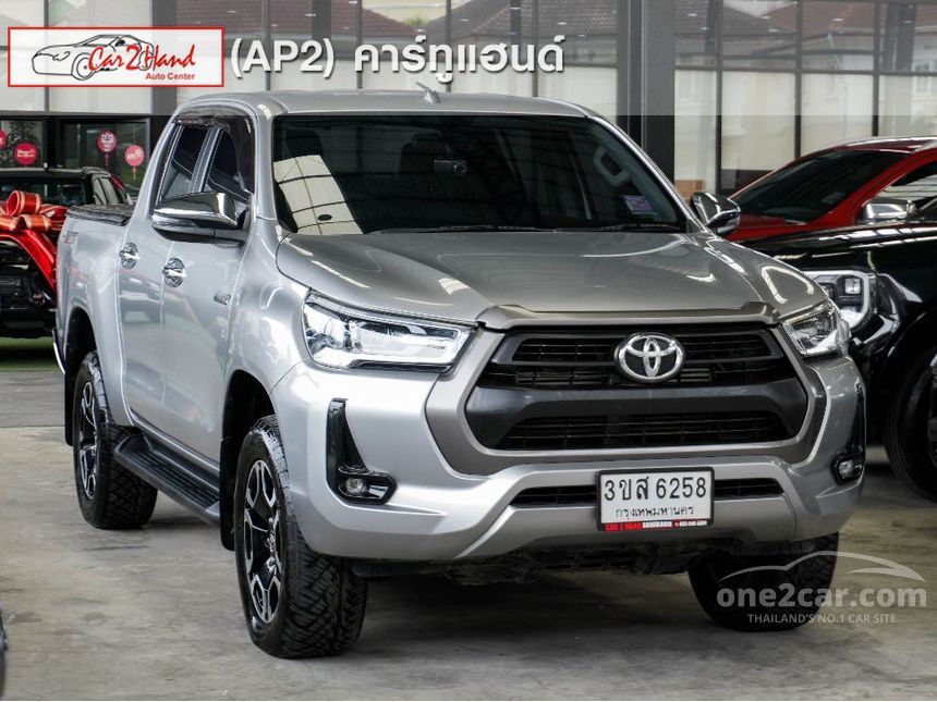 2023 Toyota HILUX REVO 2.4 Double Cab Prerunner Mid Pickup มือสอง One2car